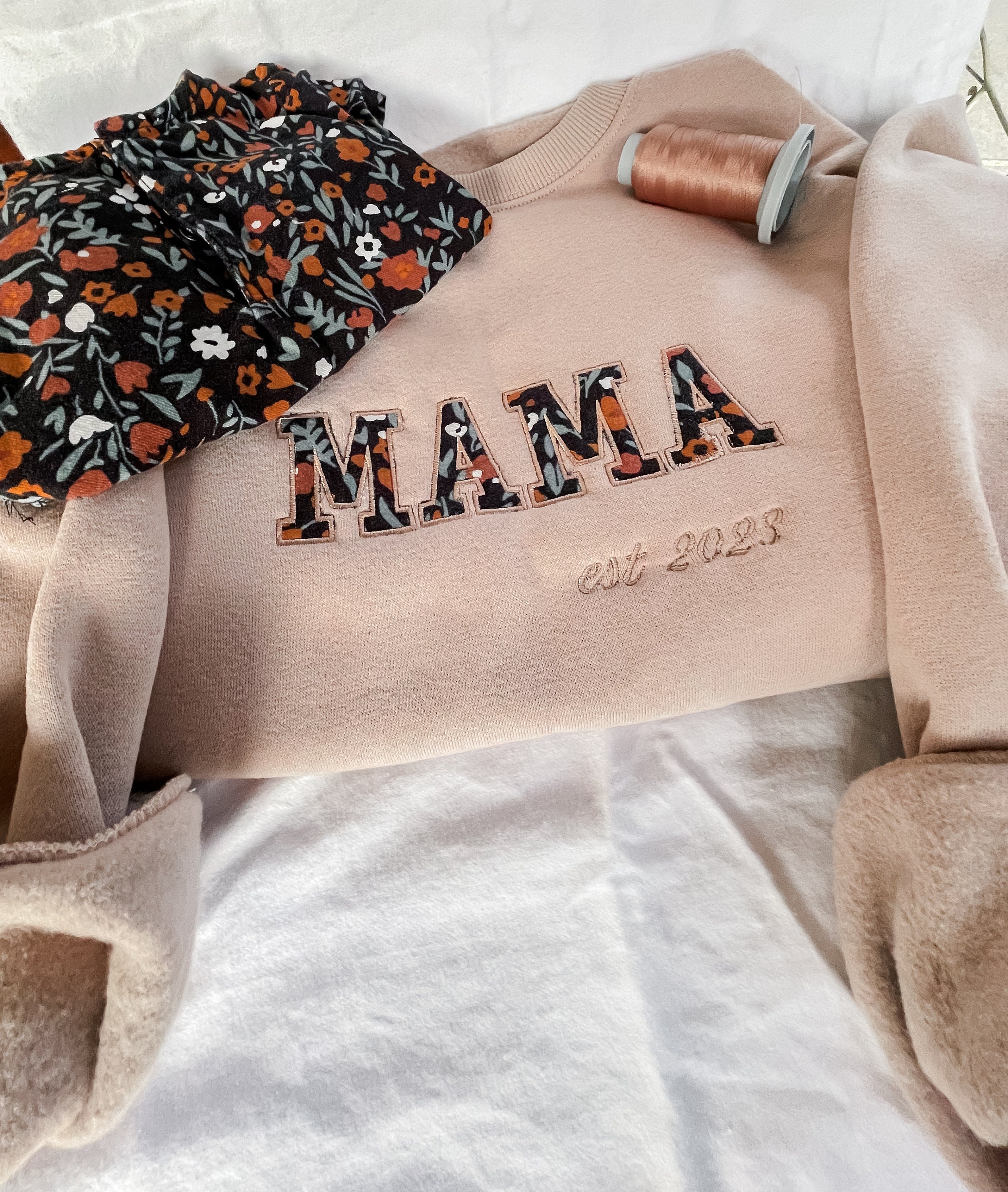 Mama Applique Embroidered Keepsake Crewneck Sweatshirt - Etsy