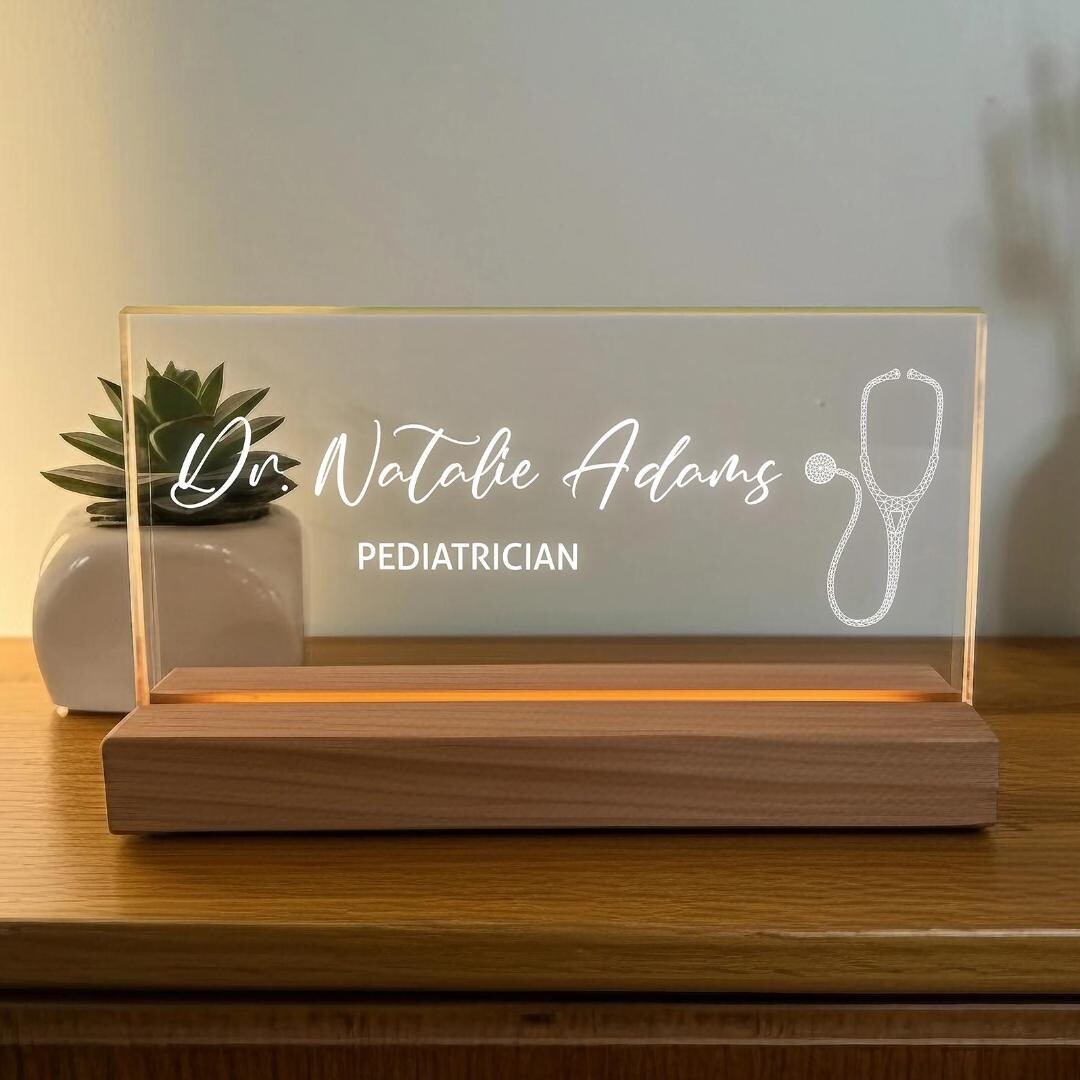 LED Acrylic Name Plate for Pediatricians, Custom Doctor Night Light ...