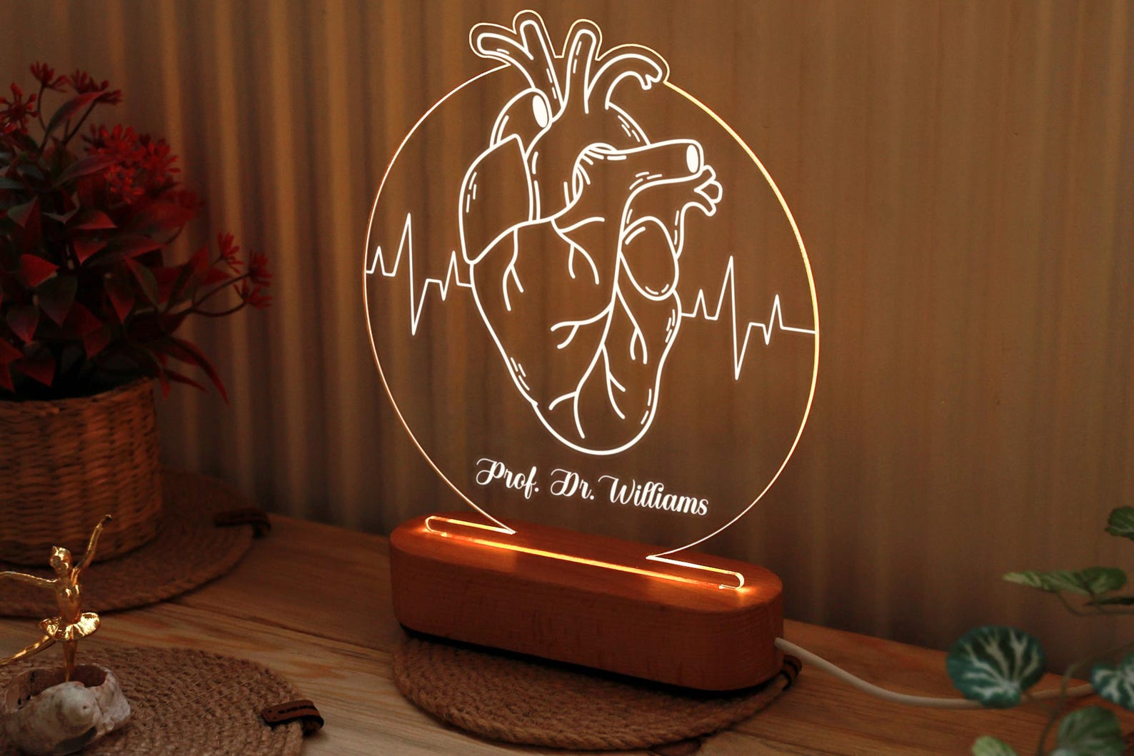 Personalized Lamp for School Cardiologist - Medical Student Graduation ...