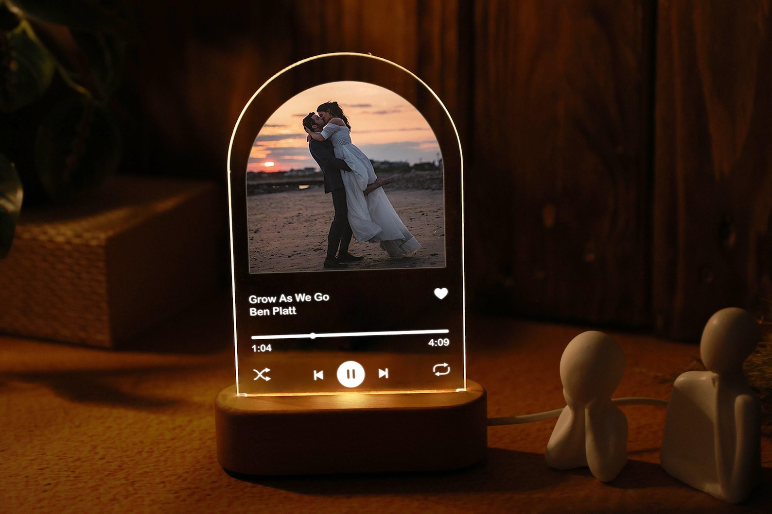 Custom Song Lamp for Her - Sentimental Gifts - Meaningful Gift ...