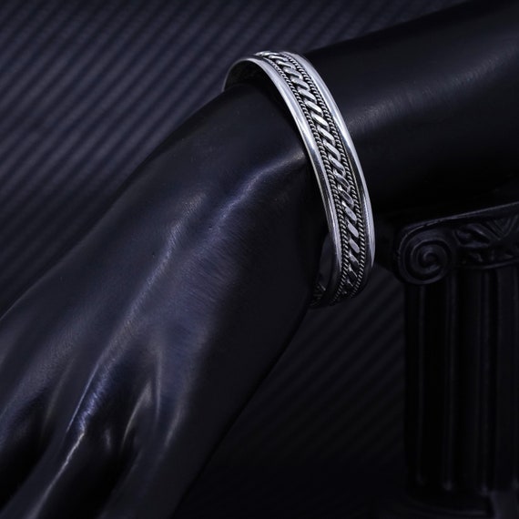 5.75”, Native American Navajo Joe Tom Sterling Silver… - Gem