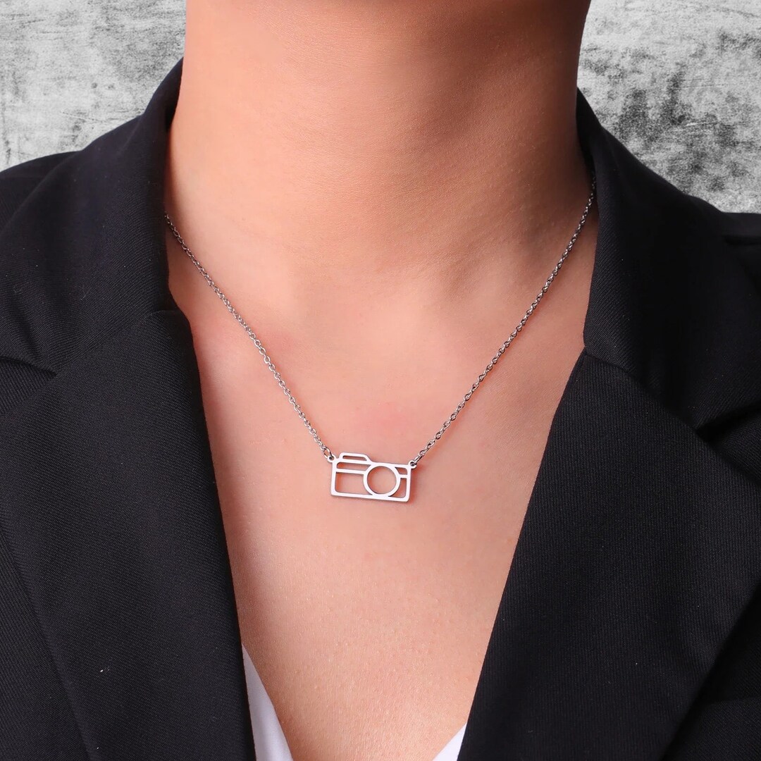 14k White Gold Photographer Necklace, Camera Necklace, Photographer ...