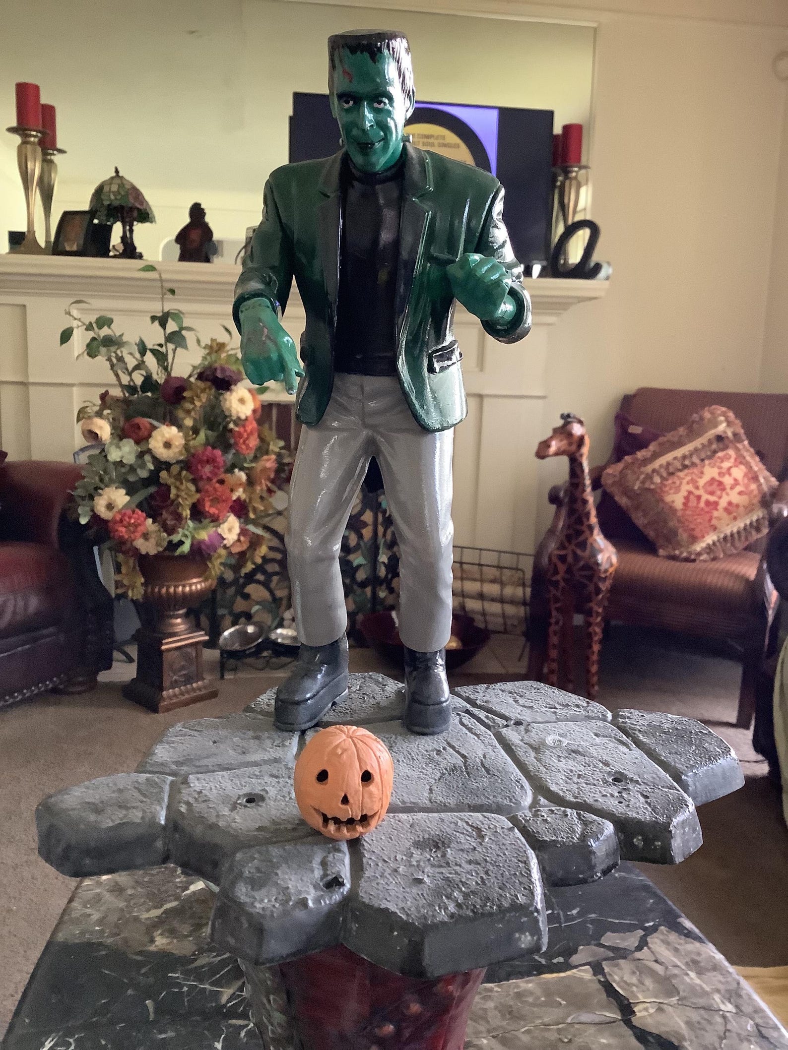 Moebius Authorized the Munsters Herman Munster Pro Built up Model ...
