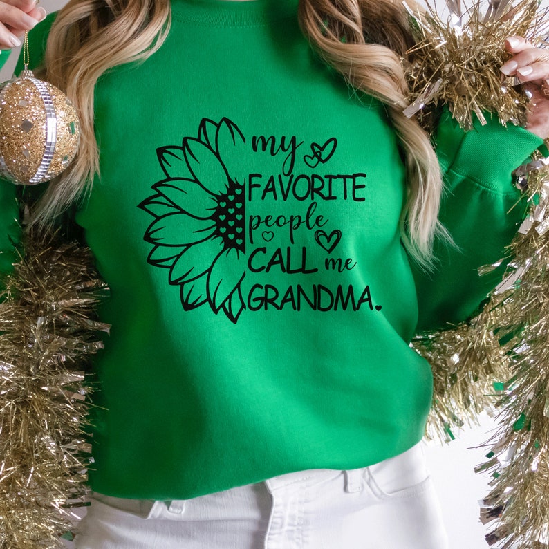 Grandma SVG Design My Favorite People Call Me Grandma SVG - Etsy