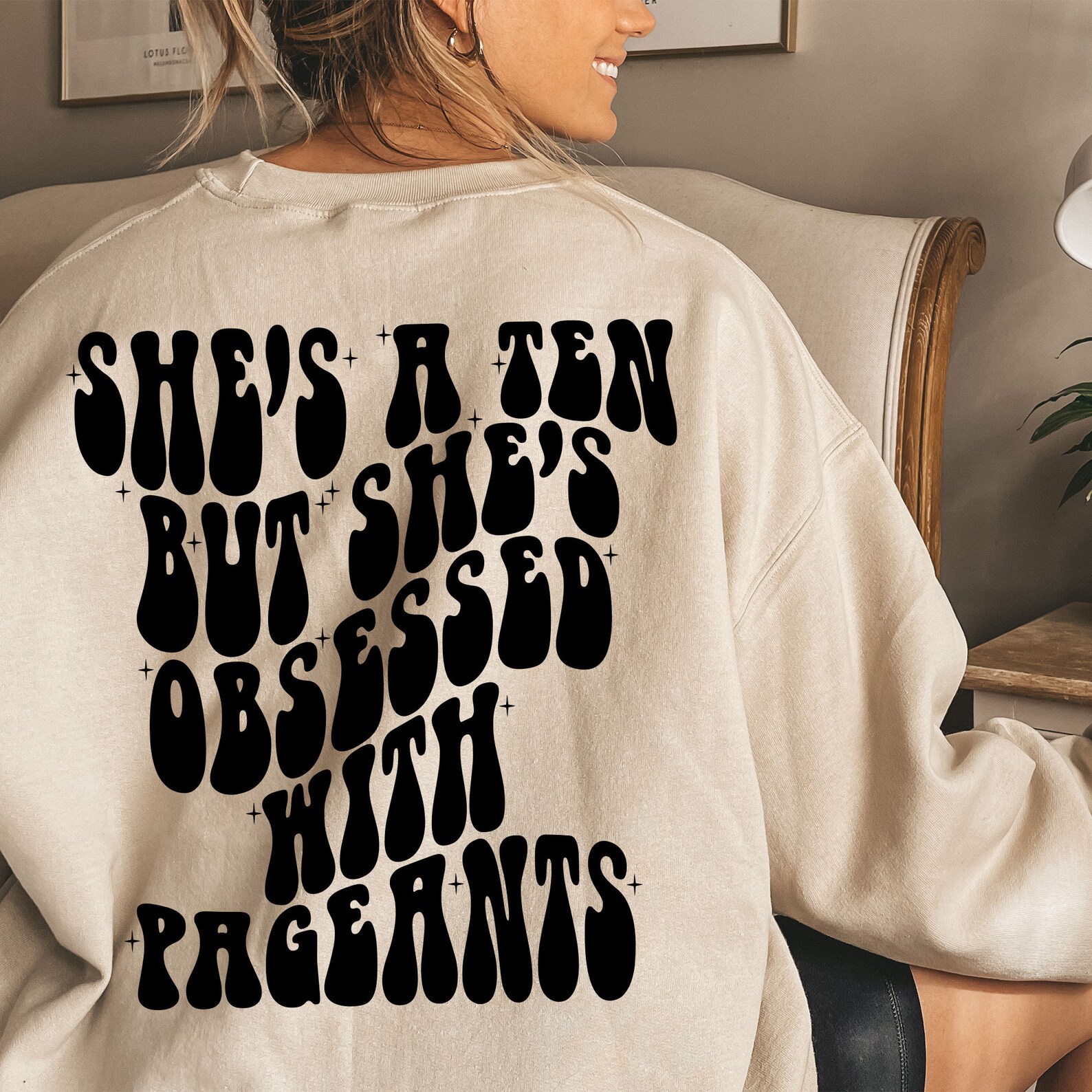 Shes A Ten but She Obsessed With Pageants SVG Trendy Wavy - Etsy