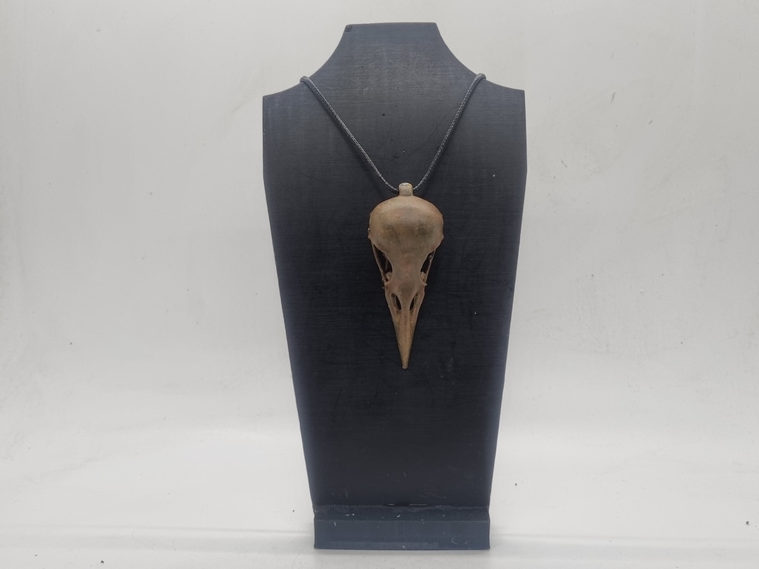 Aged Bone Crow Skull Pendant,cosplay Accessory, Horror Fancy Dress ...