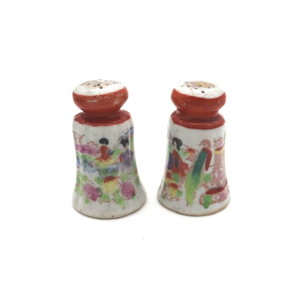 Vintage Porcelain Japanese Salt Shakers. Asian Salt and Pepper Shakers ...