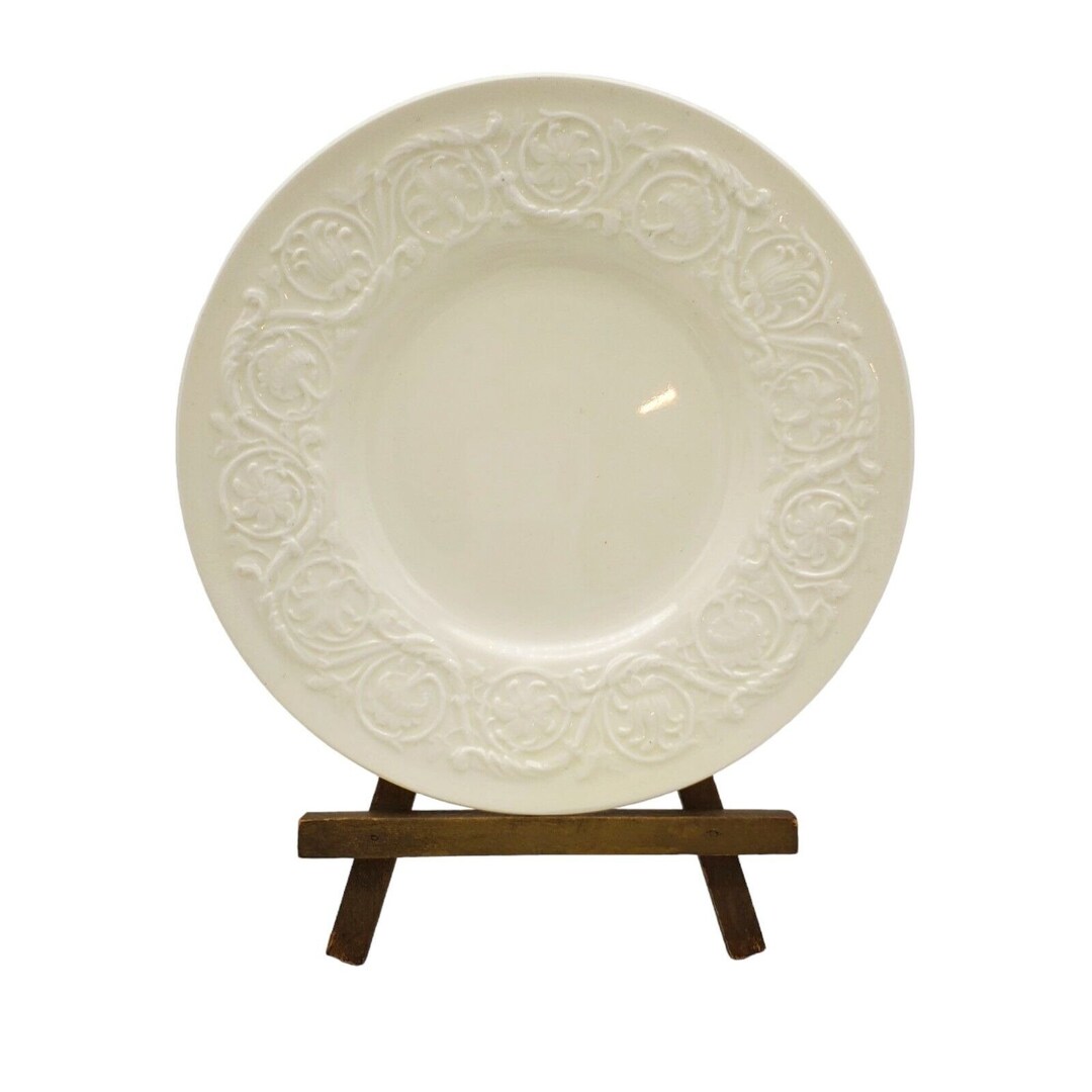 Wedgwood Patrician Etruria & Barlaston Crème Embossed Bread Desert ...