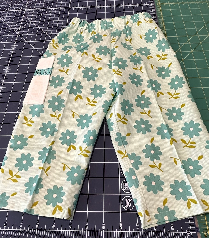 Wide Leg Cotton Patch Pocket, Cropped Pants, 2T, Fabric by "marcia ...