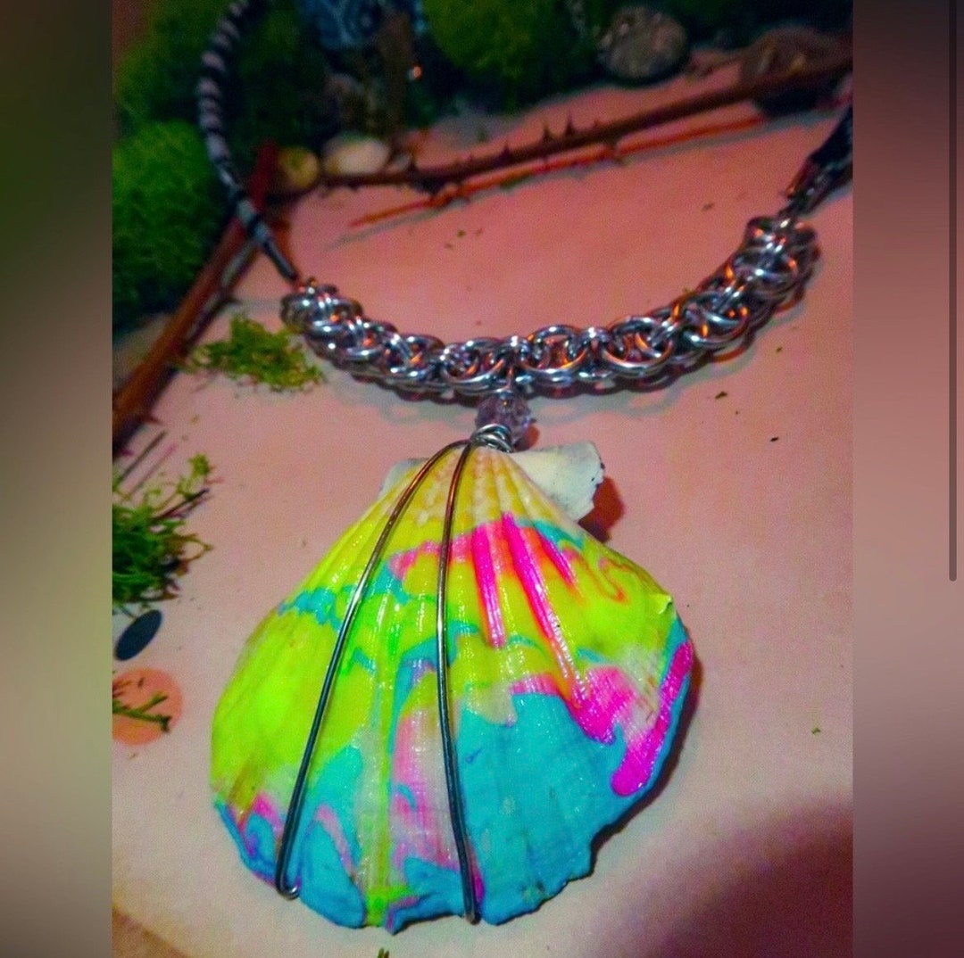Seaside Graffiti Hydro Dipped Color Splash Seashell Graffiti Necklace ...