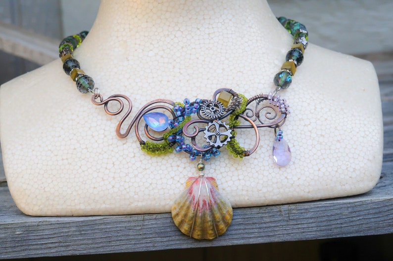 Hawaiian Sunrise Seashell Statement Necklace - Etsy