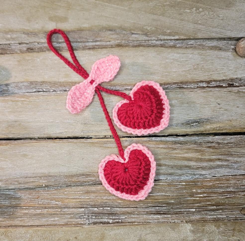 Valentine's Heart Hanger - Crochet Pattern - Digital & Printable Copy ...
