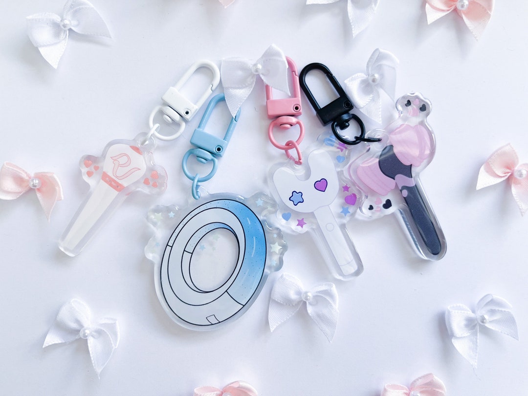 Itzy, Blackpink, Red Velvet Acrylic Keychain - Etsy