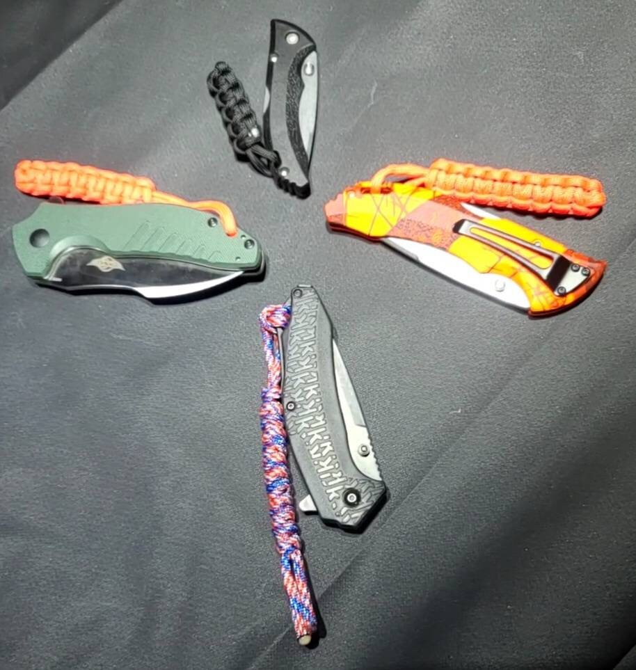 Handmade 550 Paracord Keychains, Key Fobs, Knife Lanyards Choose Your ...