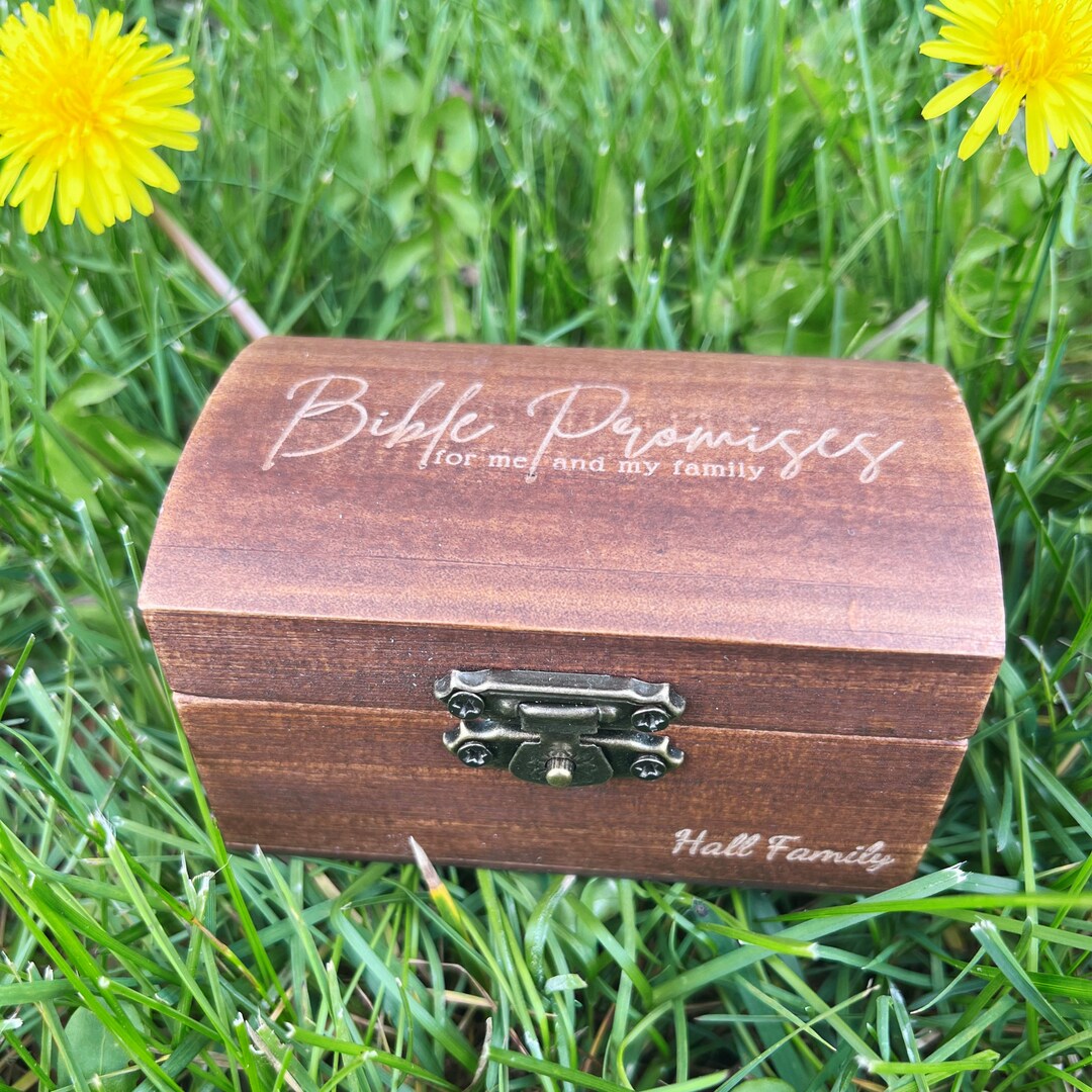 NIV Bible Promise Box, Inspirational Gift, Bible Reading Plan, Bible ...