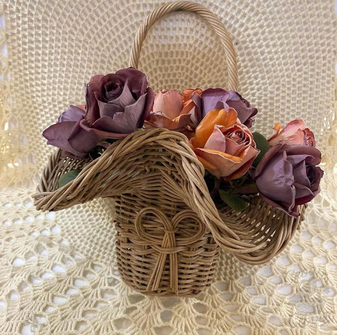 Vintage Farmhouse Cottagecore Basket – Unique Hat Shaped With Bow ...