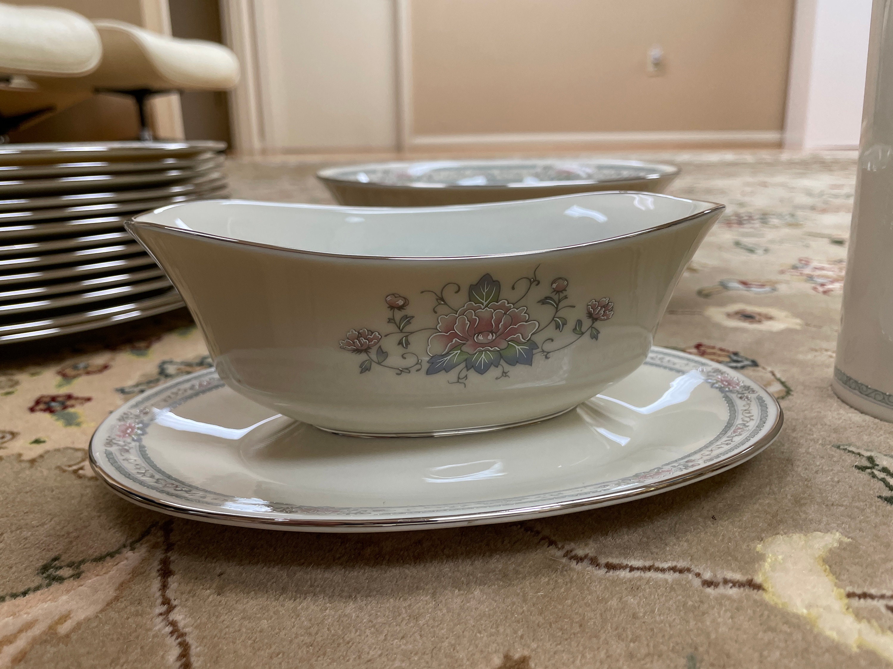 93 Piece Lenox Cosmopolitan Charleston Set- Mint Condition Never Used ...