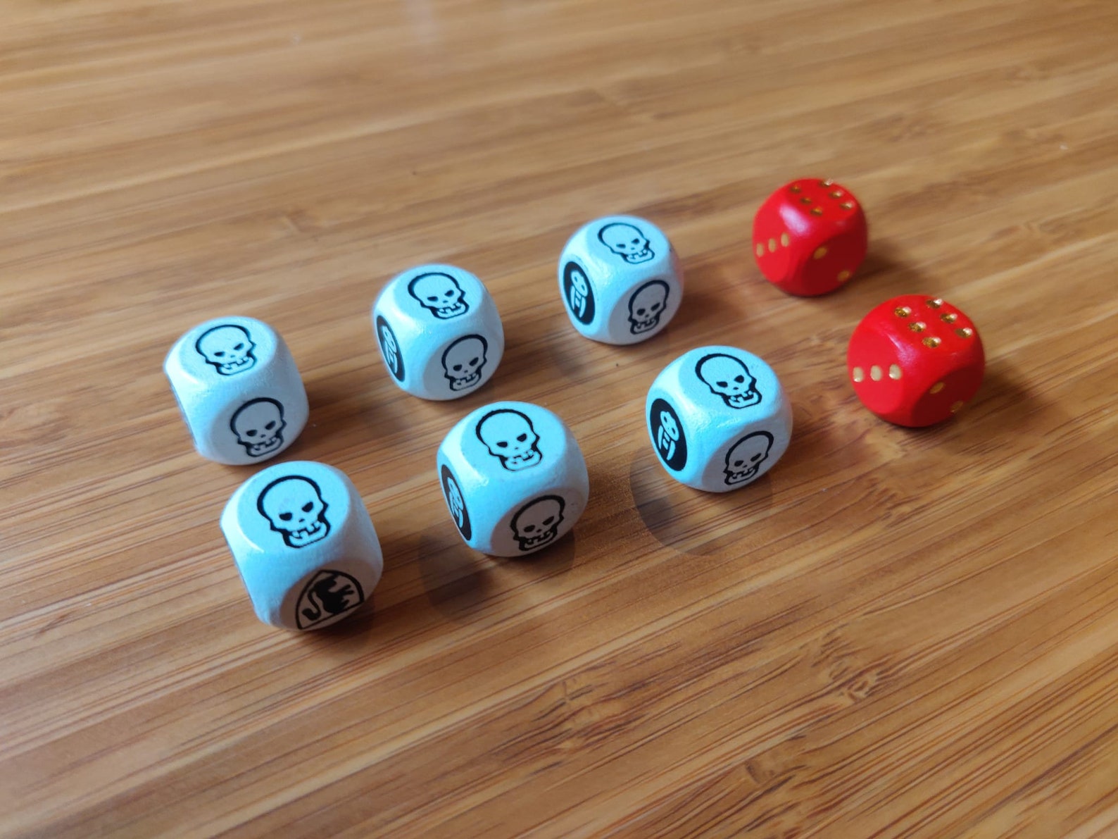 Heroquest Dice Replacement 14mm Wooden Combat & Movement Dice - Etsy