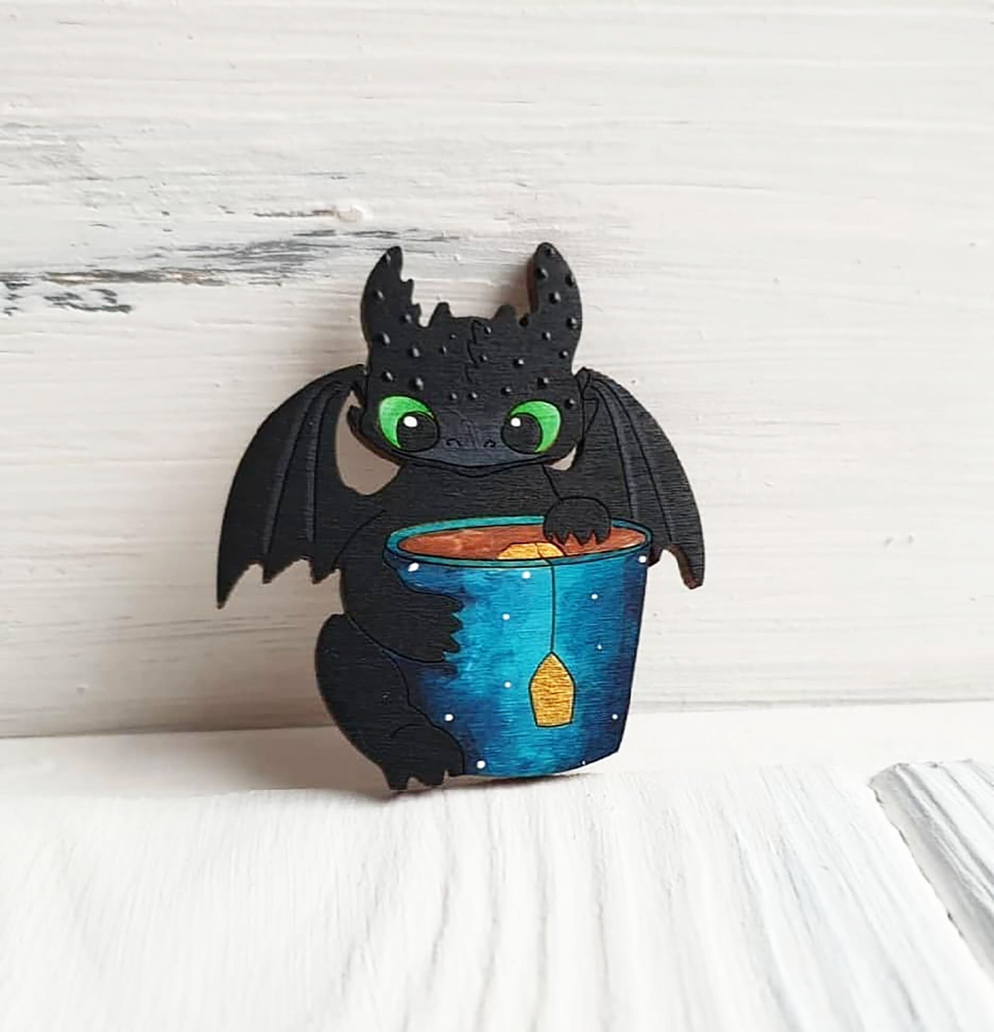 Night Fury With Coffee Wood Pin How to Train Your Dragon Toothless With ...