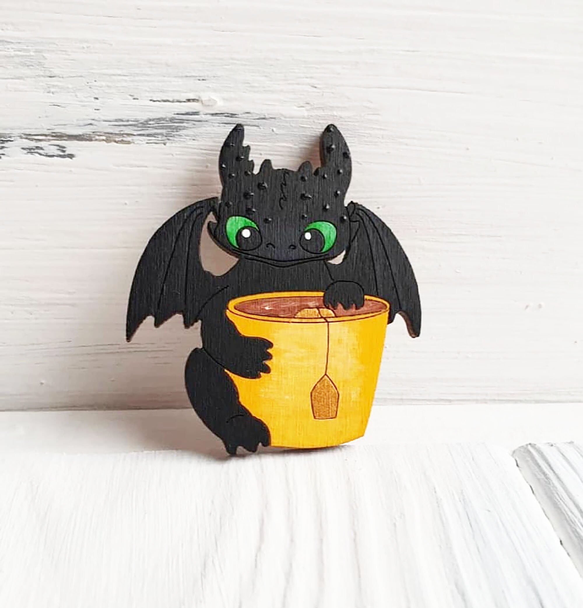 Night Fury With Coffee Wood Pin How to Train Your Dragon Toothless With ...