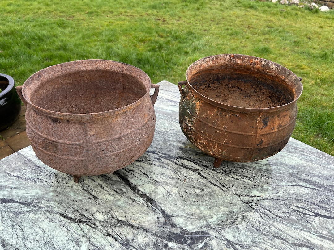 Matching Pair of Original Cast Iron 'pixie-ear' 3 Legged Cooking Pots ...