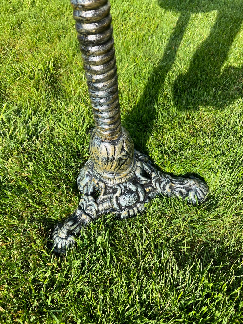 Antique Cast Iron Pond Life Sundial/occasional Table - Etsy