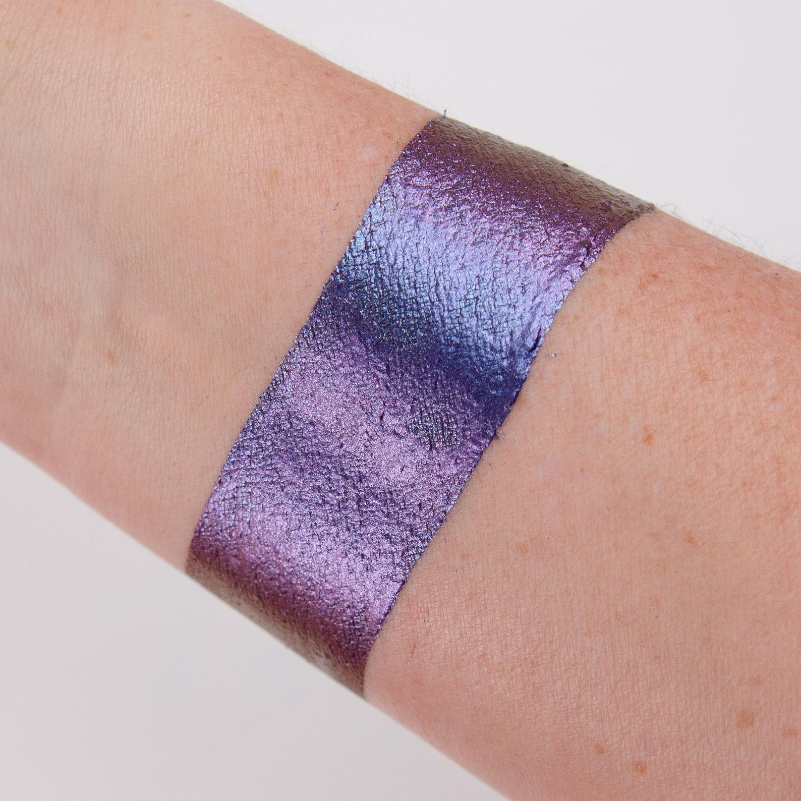 Emperor, Multi-chrome, Cream Eye Shadow, Liquid Eye Makeup, Shimmer ...