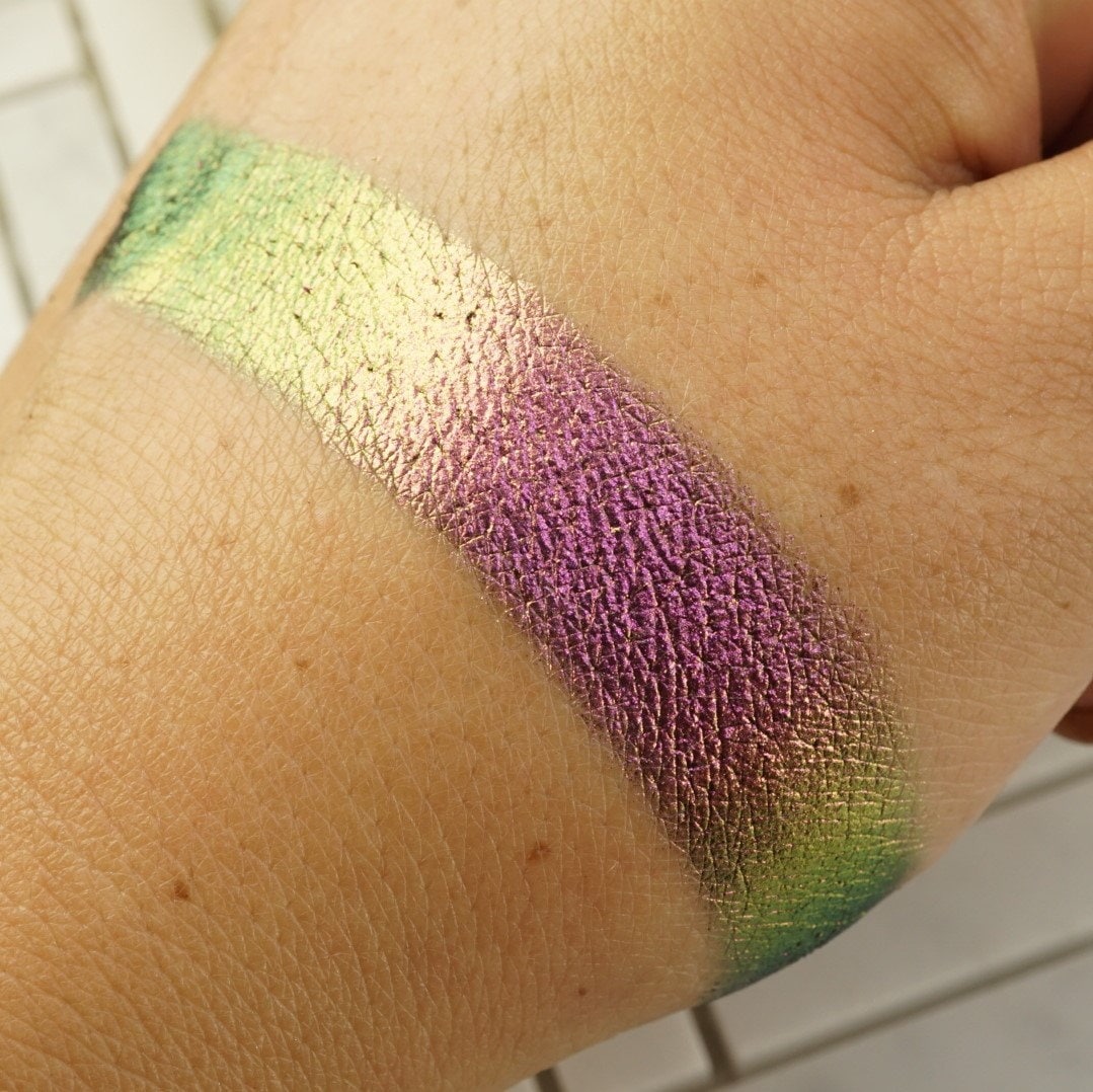 Twisted Shifter Multi-chrome, Eye Shadow, Dark Blue 26mm Pan, Pressed ...