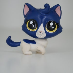 Hasbro Littlest Pet Shop LPS - Your Choice of a Collectible Pet: #39 ...