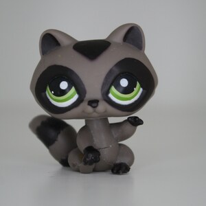 Hasbro Littlest Pet Shop - Authentic LPS Pet - Your Choice of a ...