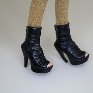 Bratz Rina Doll - Authentic MGA Doll - Pre-owned - Take A Note to ...