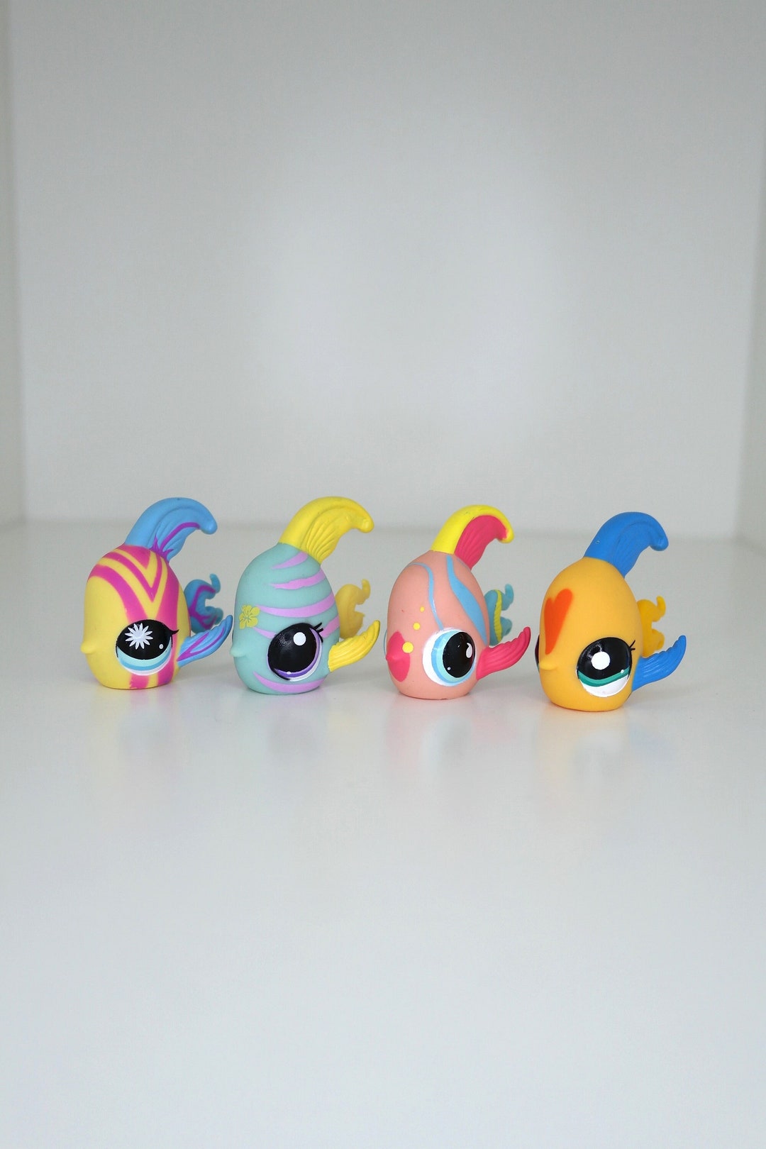 Hasbro Littlest Pet Shop - LPS Pets - Your Choice of an Angelfish Pet ...