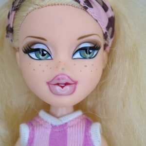 Bratz Rina Doll - Authentic MGA Doll - Pre-owned - Take A Note to ...