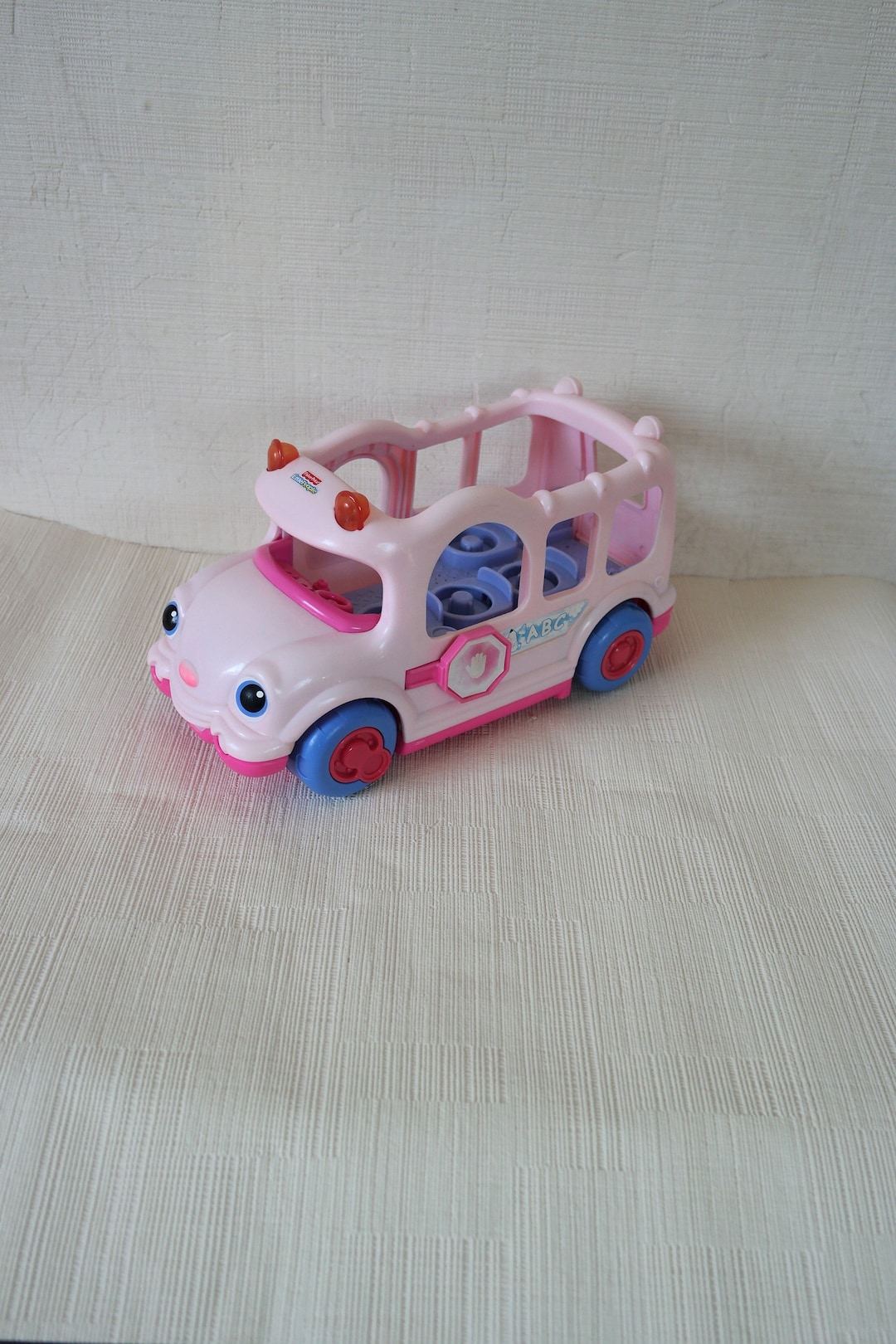 Fisher Price Pink ABC School Musical Bus - Lil' Movers - Vintage ...