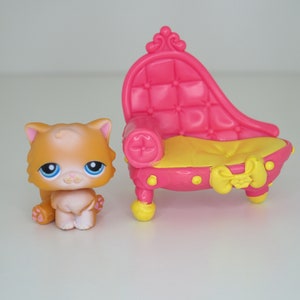 Littlest Pet Shop - Authentic Hasbro LPS Pet With Accessory: #153 ...