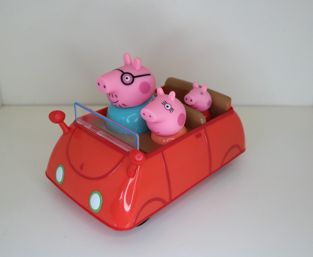 Peppa Pig Toy - Red Car With Characters Inside - Preowned Collectible ...