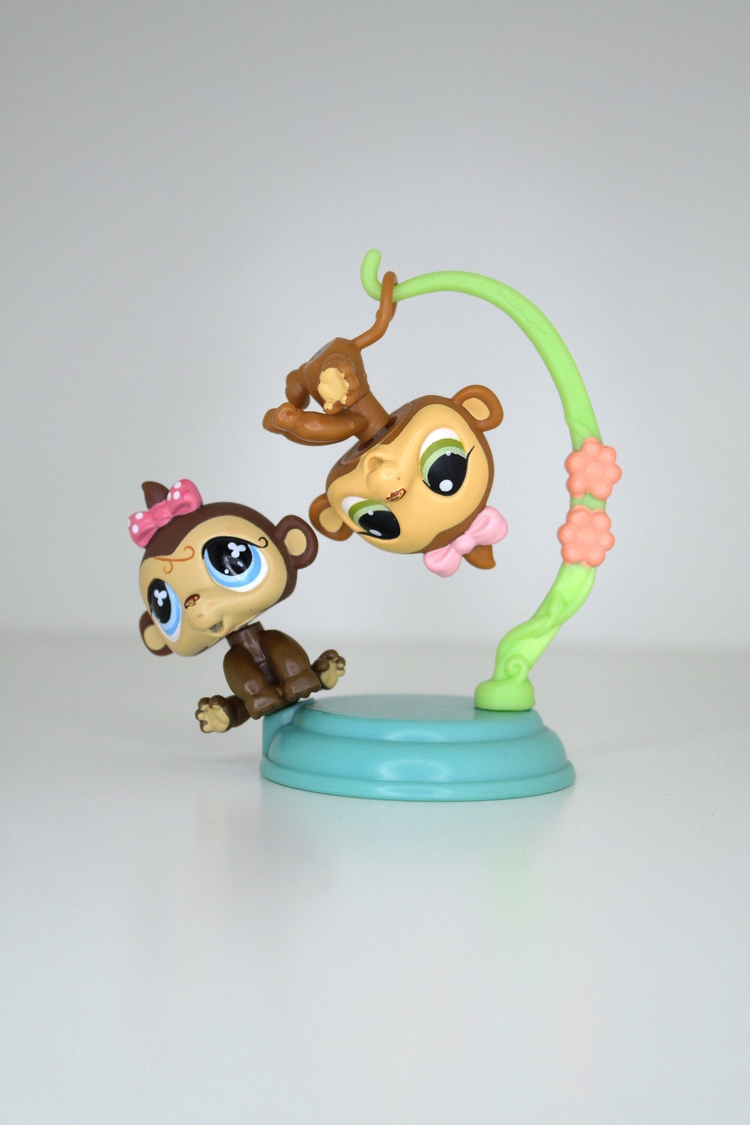 Littlest Pet Shop Set of Two LPS Monkey Pets With Accessory Authentic Hasbro Toys 501 216 Preloved Retired Collectibles Etsy UK