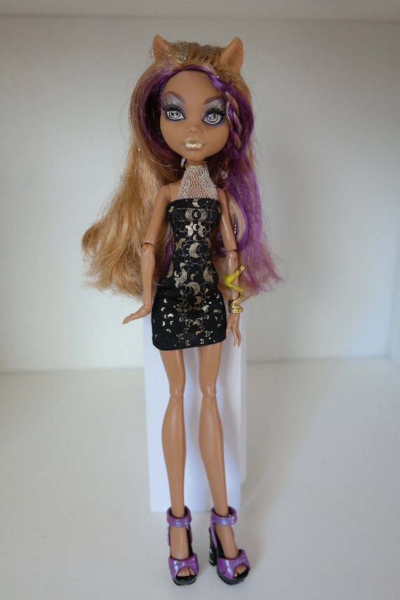 Howleen Wolf Doll 13 Wishes