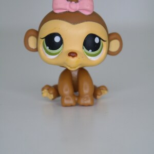 Hasbro Littlest Pet Shop - Authentic LPS Pet - Your Choice of a ...