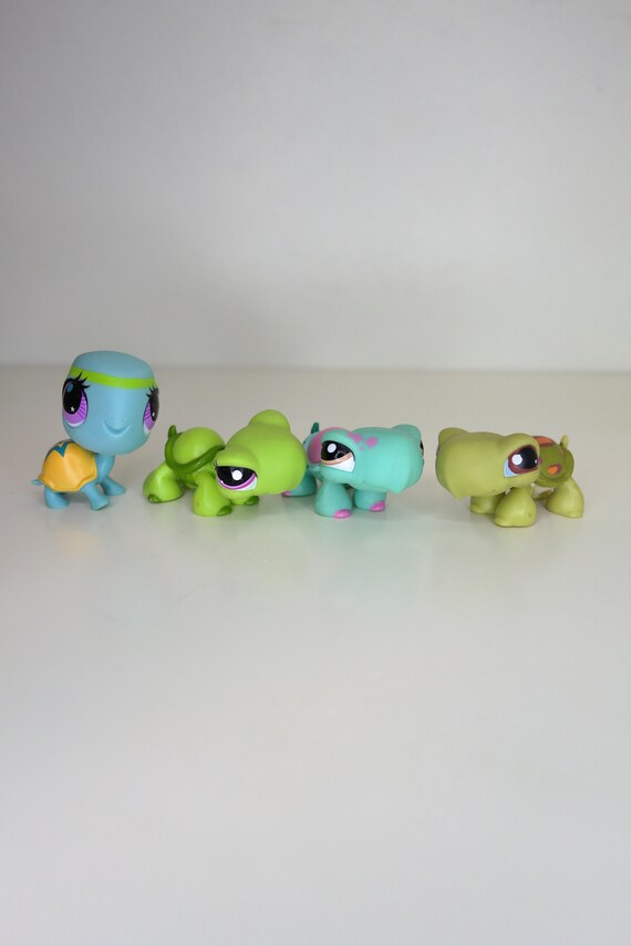 Littlest pet shop collectibles store