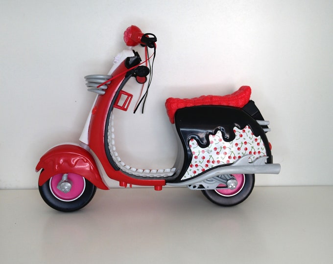 Authentic Monster High Mattel Toy - Ghoulia Yelps Scooter - Pre-loved ...