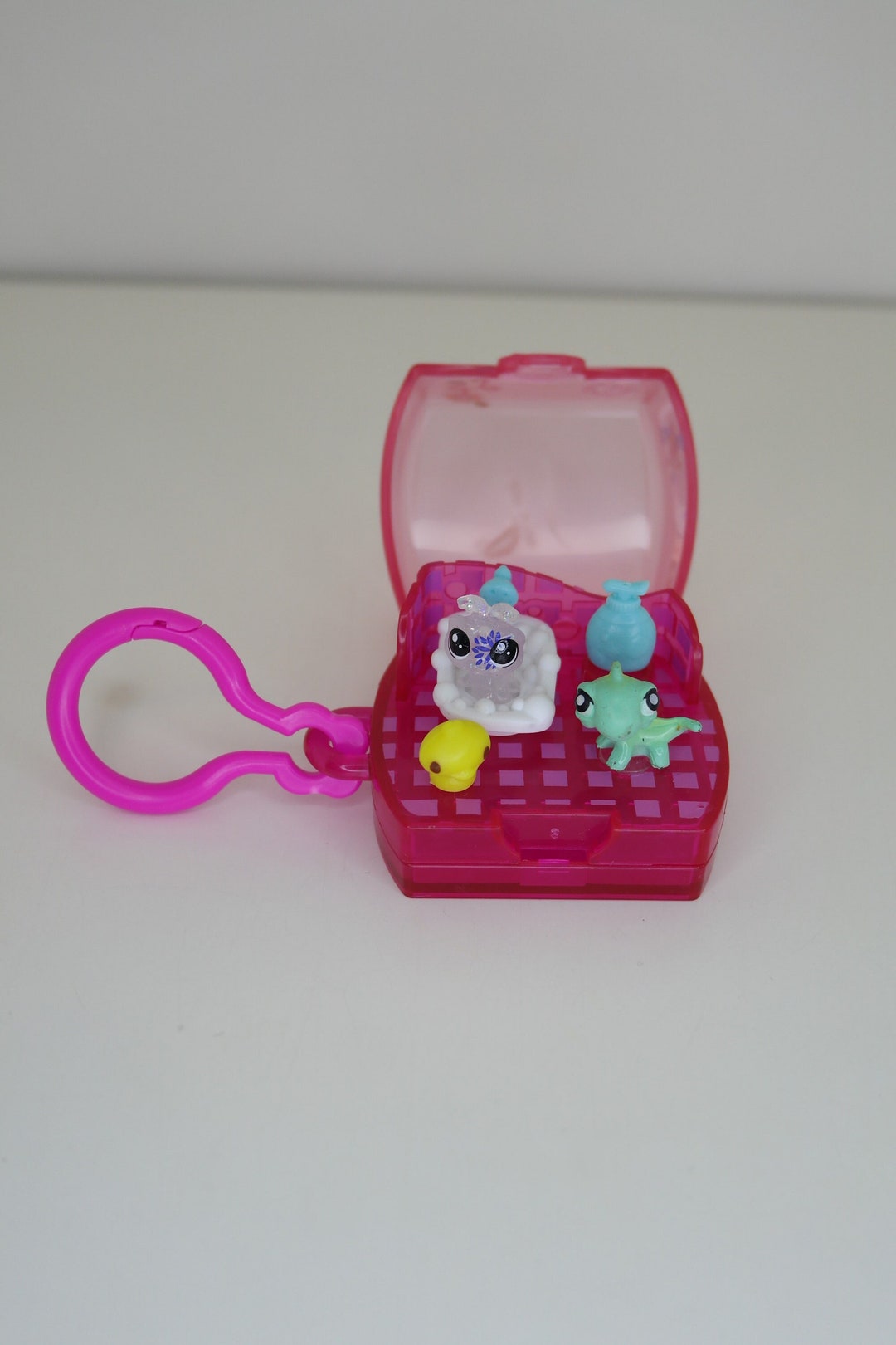 Teeniest Tiniest Take-a-long LPS Keychain Authentic Hasbro - Etsy