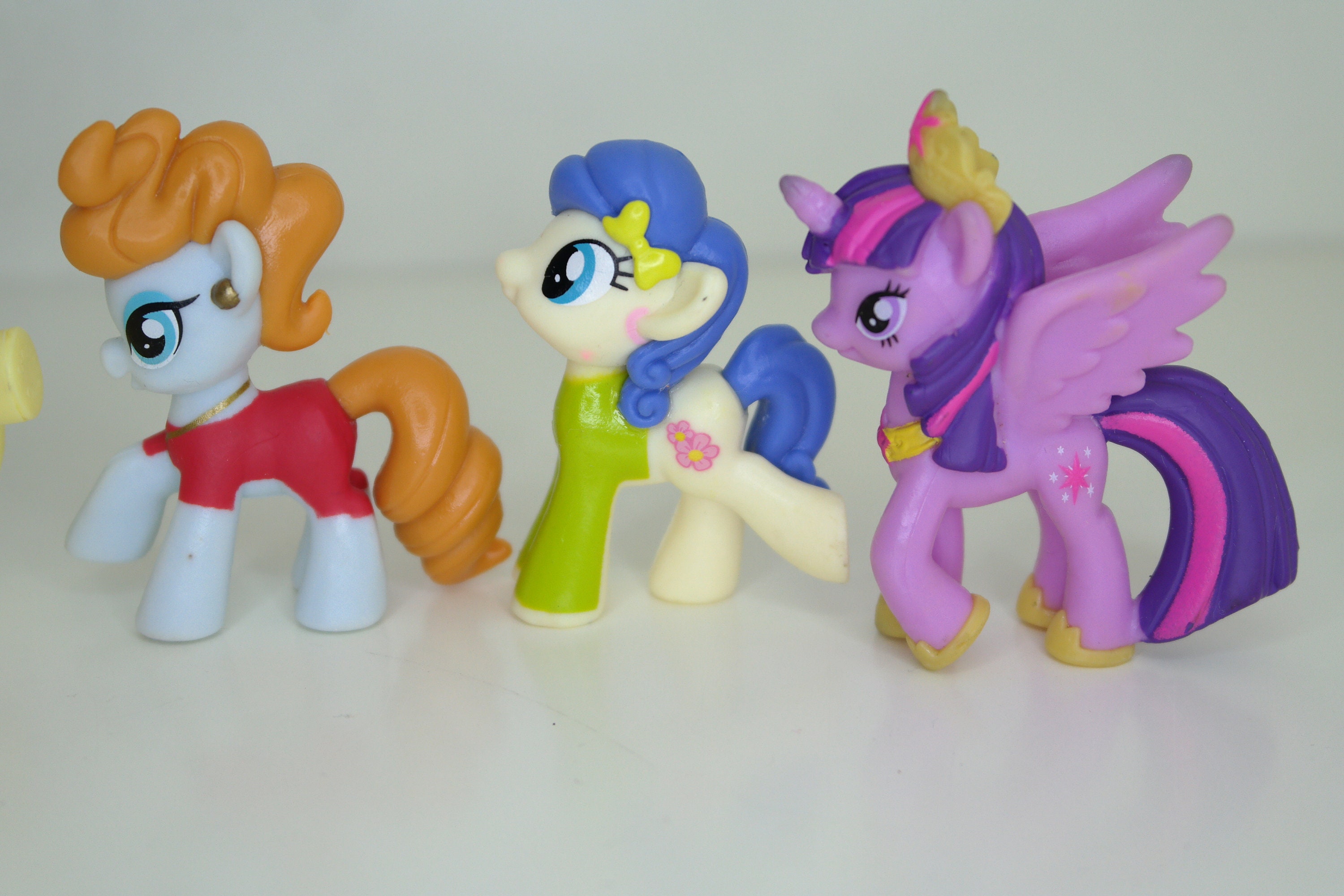 My Little Pony Collectible Mini Figurines - LOT of Five Figures ...