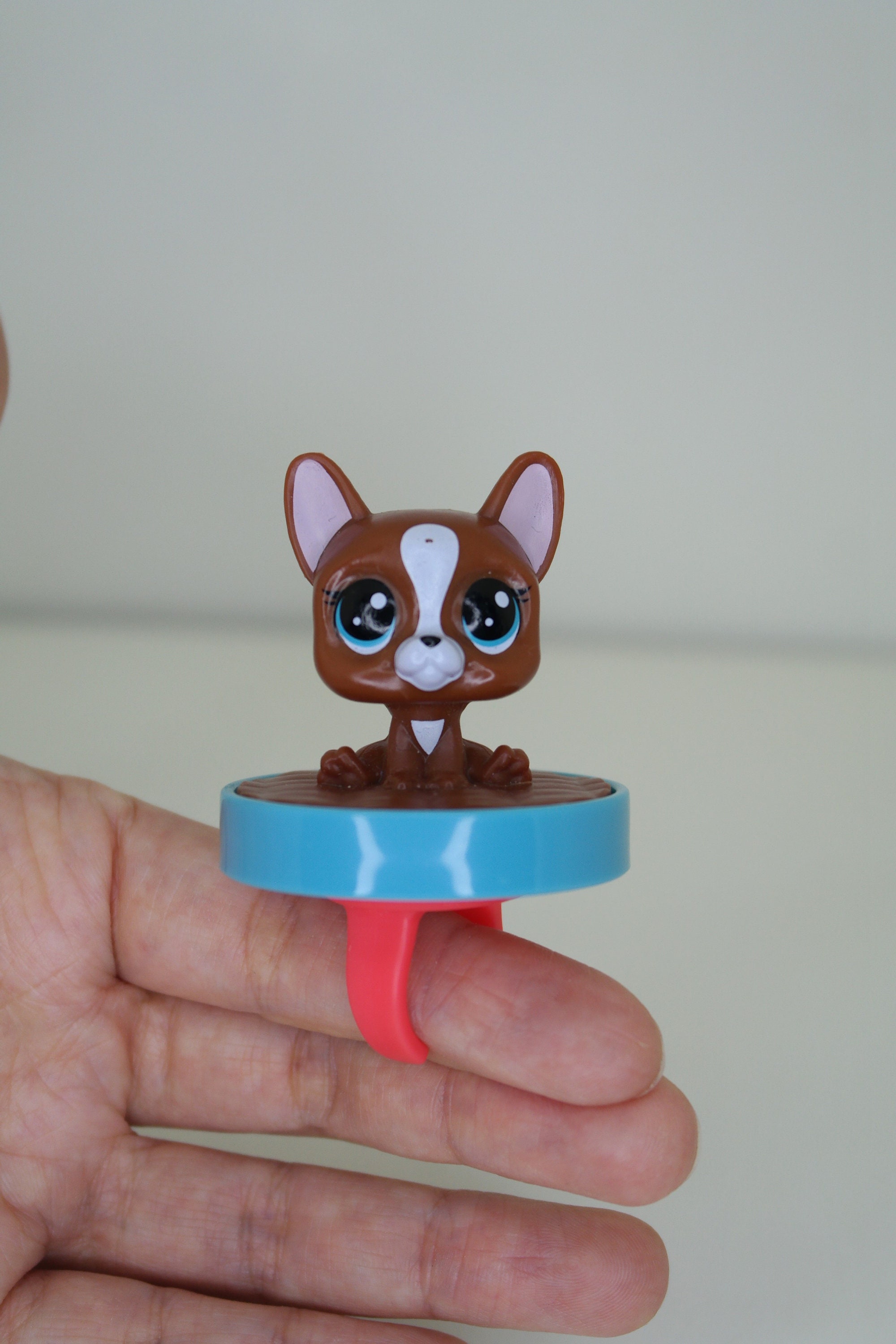 Littlest Pet Shop Chihuahua: Subway Ring Edition - Authentic LPS ...