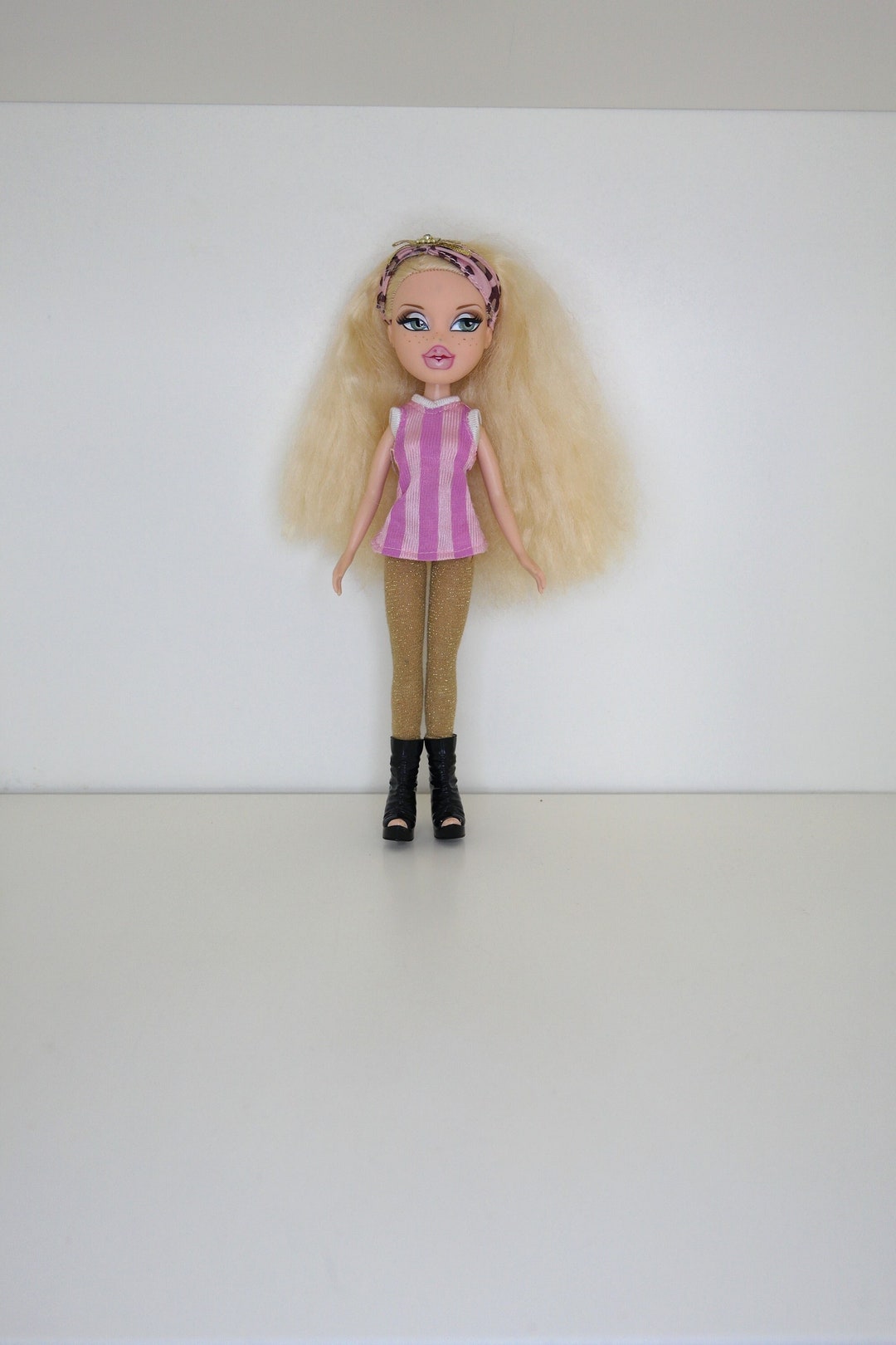 Bratz Rina Doll - Authentic MGA Doll - Pre-owned - Take A Note to ...