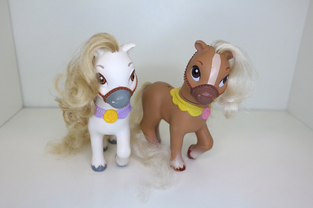 Authentic Disney Royal Petite Princess Pony. Choose Your Pony ...