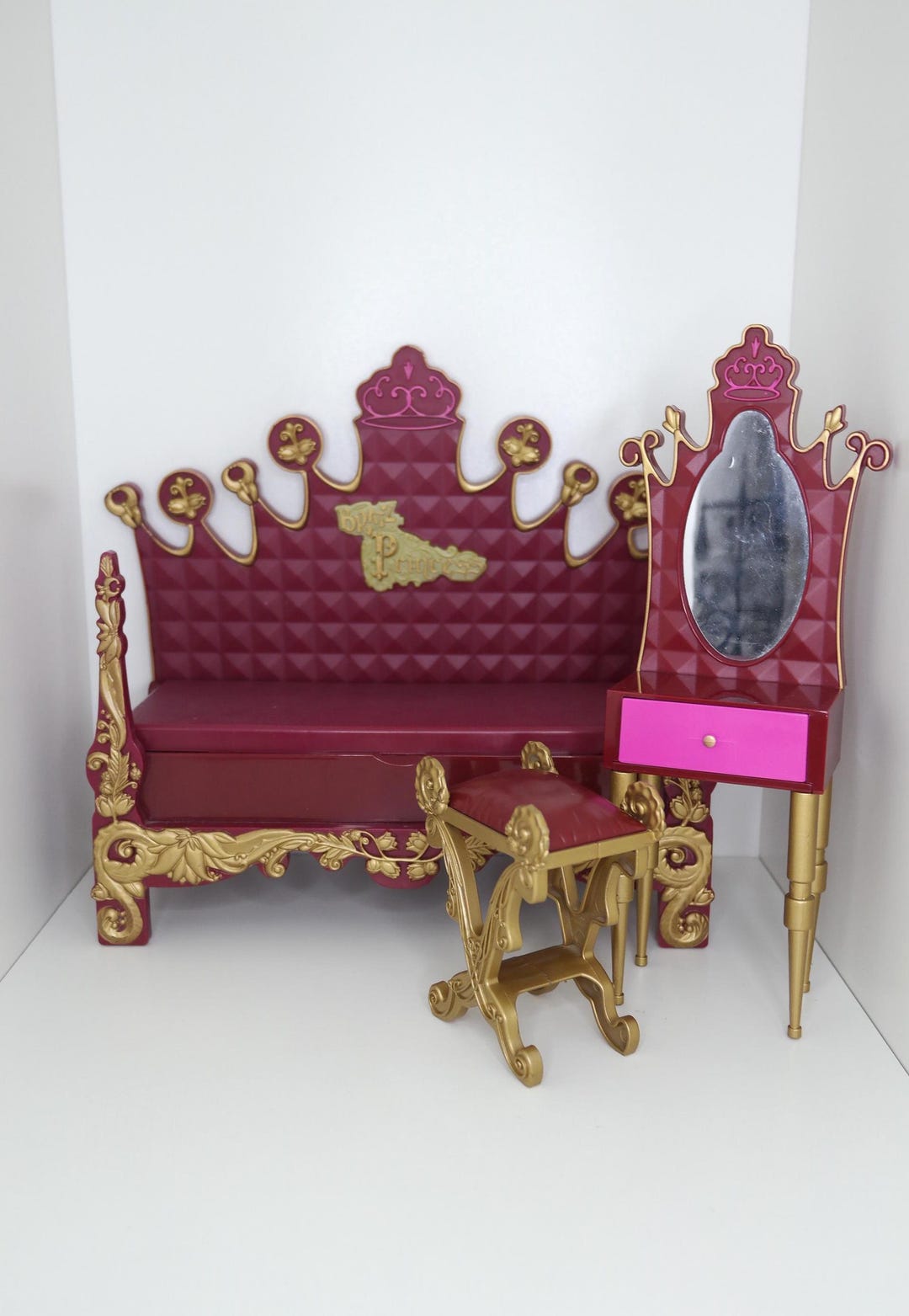 Vintage MGA Bratz Doll Furniture Collection Bratz Princess Bedroom Sofa and Vanity Set of Bratz ...