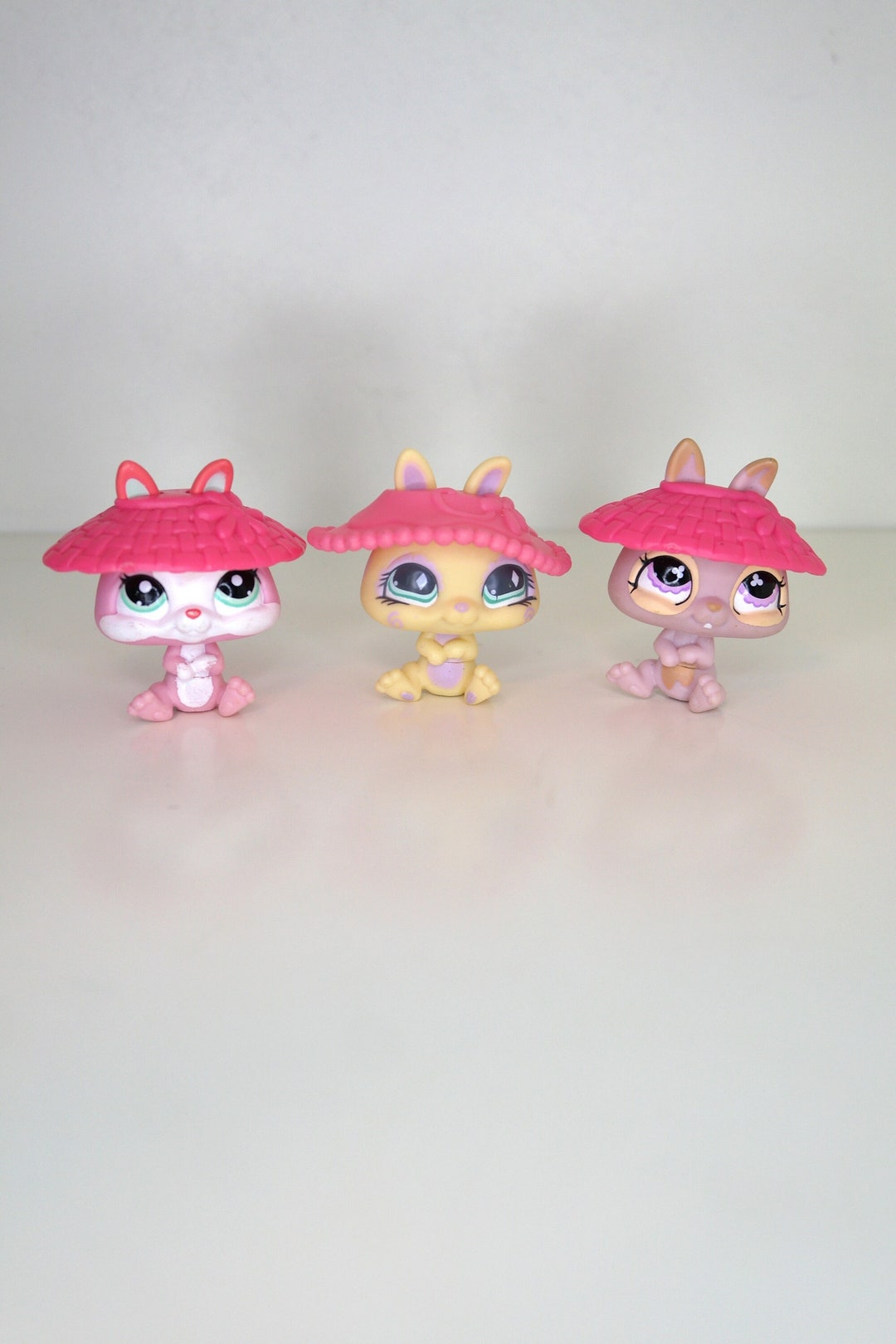 Hasbro Littlest Pet Shop LPS - Your Choice of an Adorable Baby Rabbit ...