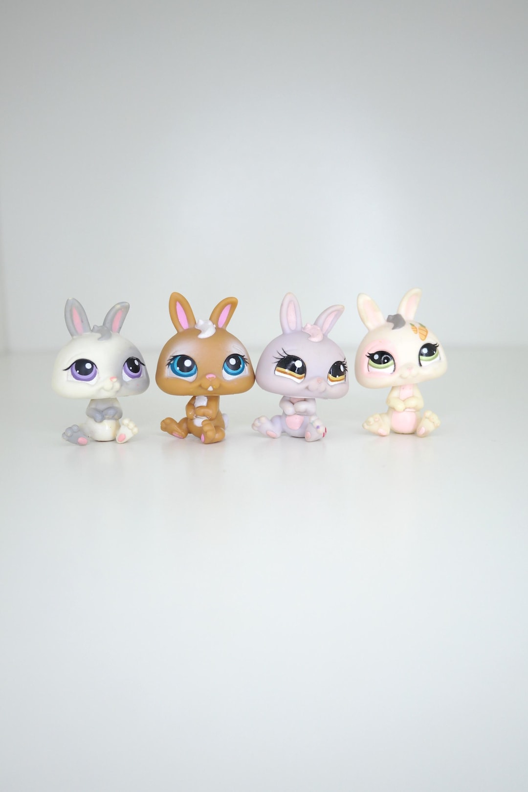 Hasbro Littlest Pet Shop LPS - Your Choice of a Baby Rabbit Pet: #215 ...