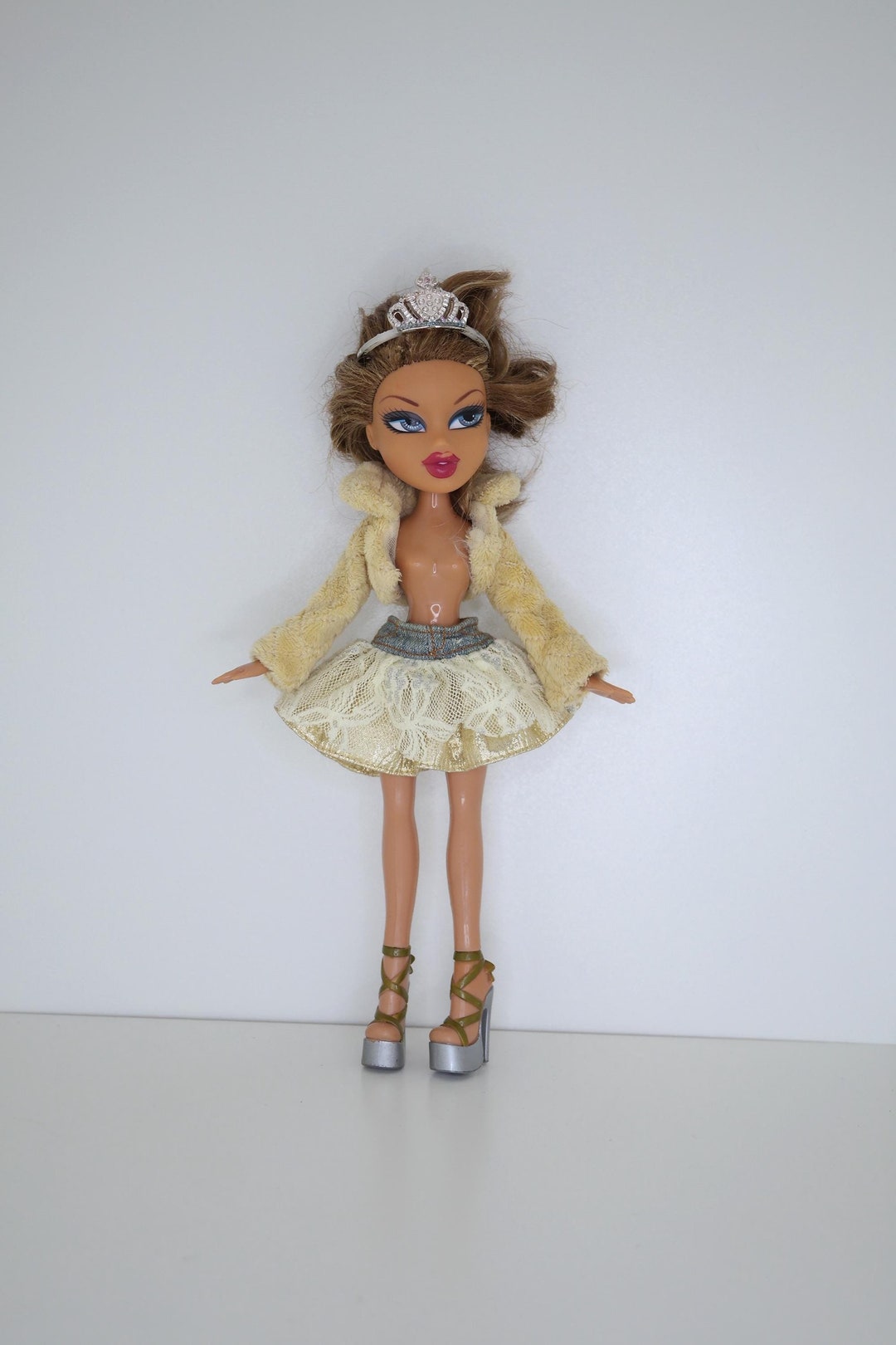 Bratz Doll Princess Fianna Bratz Fashion Doll With Accessories ...